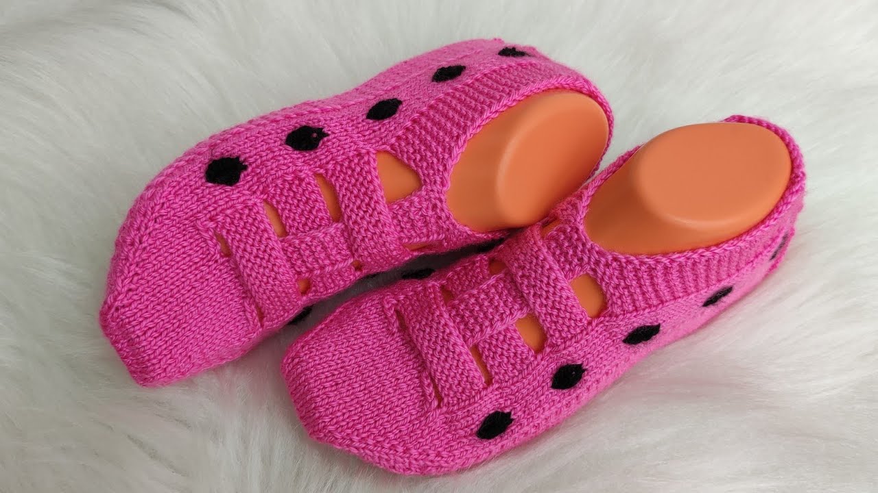Knit the Prettiest Sandals